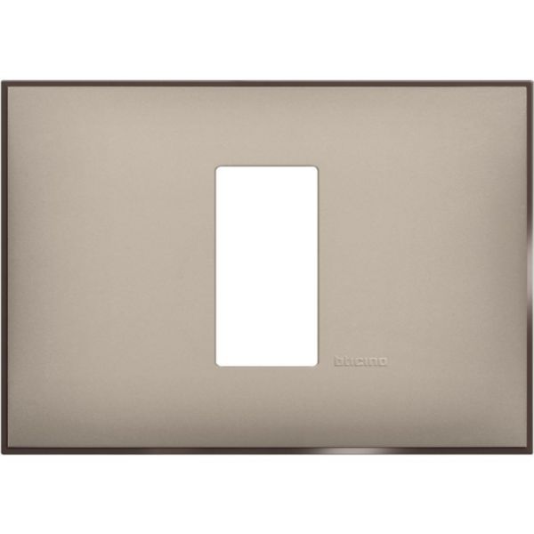 Classia cover plate 1 module centered - cream satin | BT-R4803M1CS ...